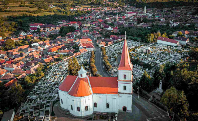 Must see places in Rasinari | Questo