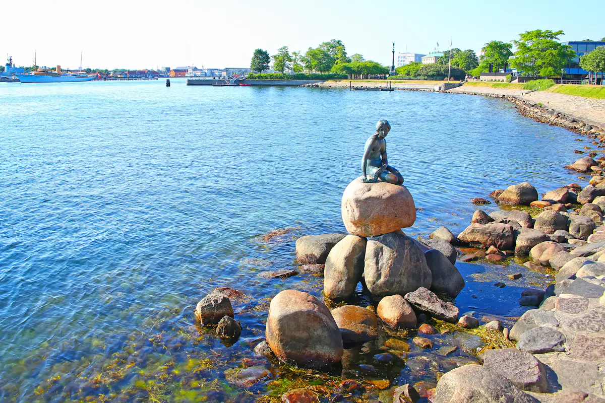 Little Mermaid Statue Copenhagen - History, Location & Vi...